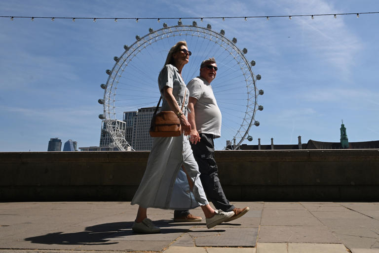 London could swelter in 36C as record-breaking May heatwave peaks