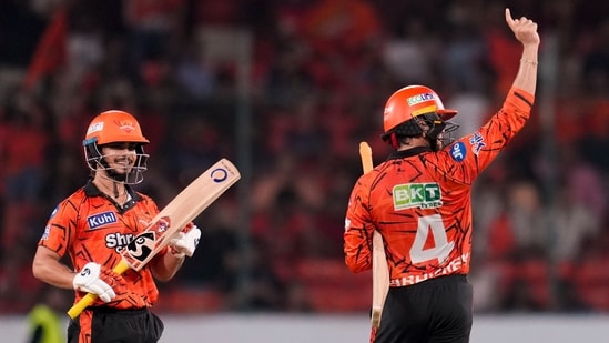 Axar Patel snubs table-toppers RCB, names SRH as IPL 2026’s strongest ...