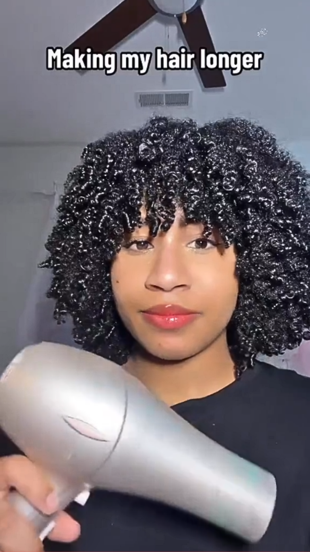 Weekly hair stretching routine for humidity