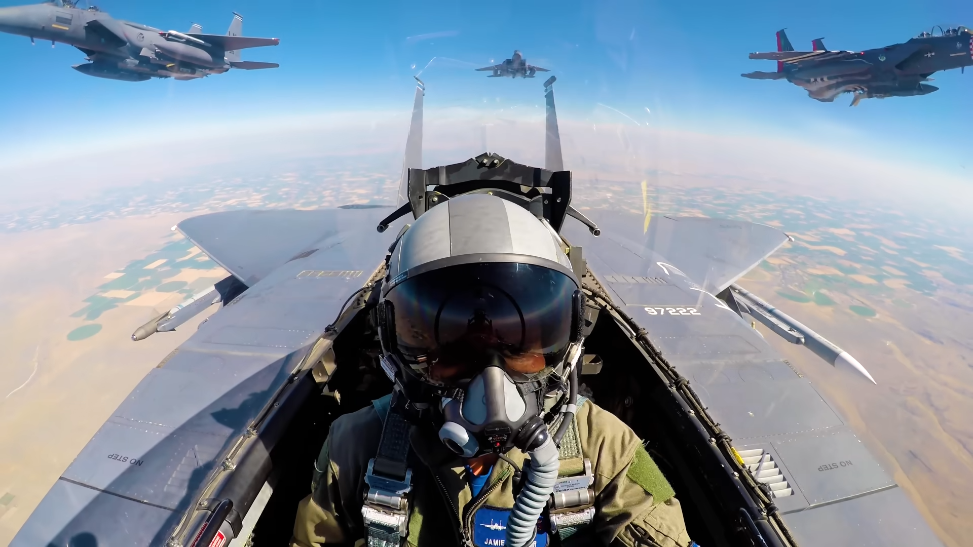 Watch America’s F-22 Raptor hunt enemy jets at 2,400+ KPH - "Nothing ...