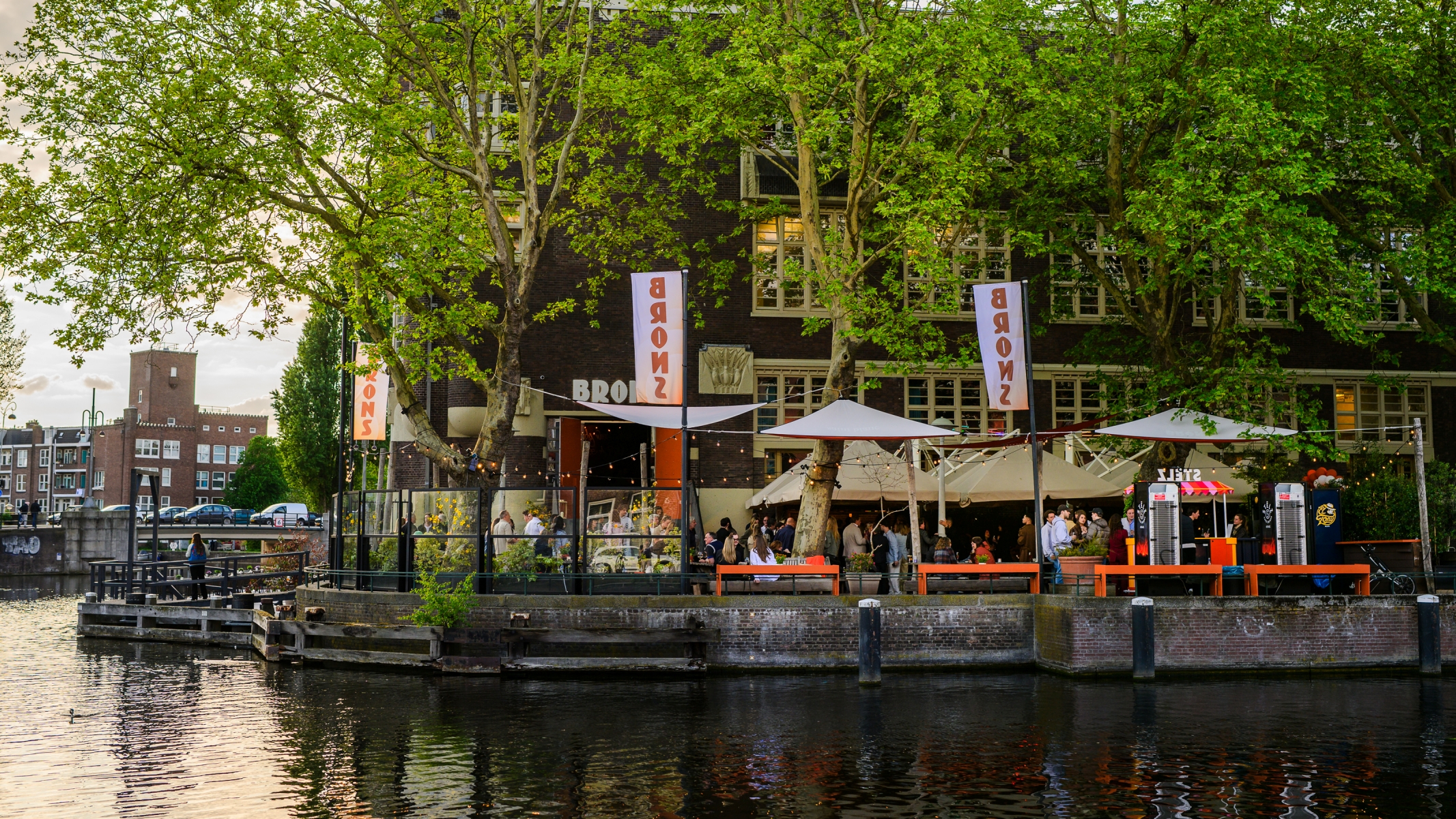 7 Amsterdamse restaurants met de beste terrassen deze zomer