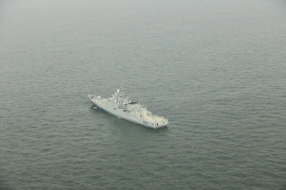 Brazen Putin ignores Starmer's warning as Russian warship seen just 30 ...