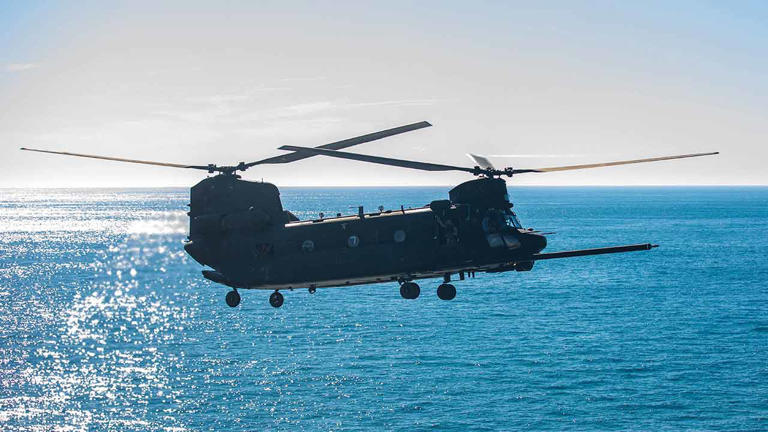MH-47 Chinook dapat menjadi helikopter tanker bagi pasukan khusus AS