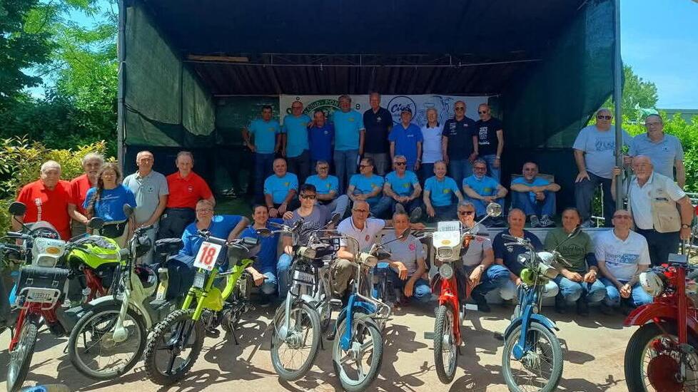 Raduno Ciao a Pontedera, incontro con i piloti MotoGP Bezzecchi e Martín