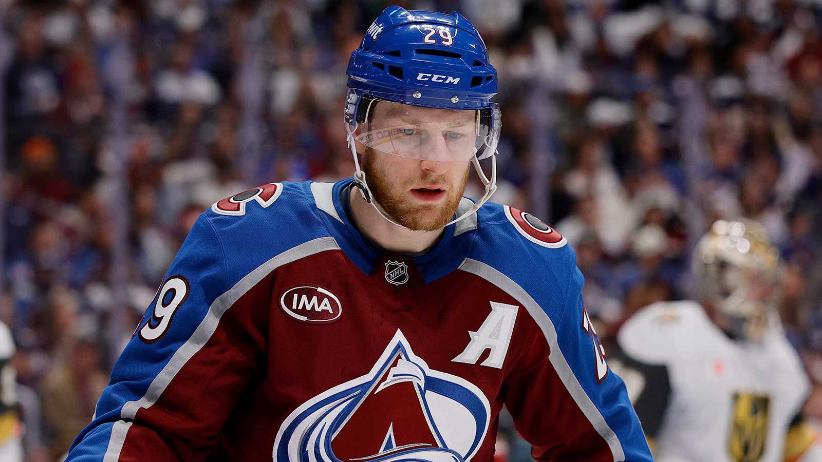 Avalanche’s Nathan MacKinnon exits ice in Game 3 amid possible injury