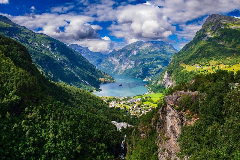 15 roads in Norway where the drive is the most beautiful thing you’ll see