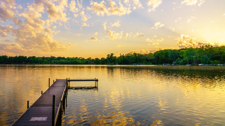 Michigan's affluent Detroit suburb is a scenic gem with nature trails ...
