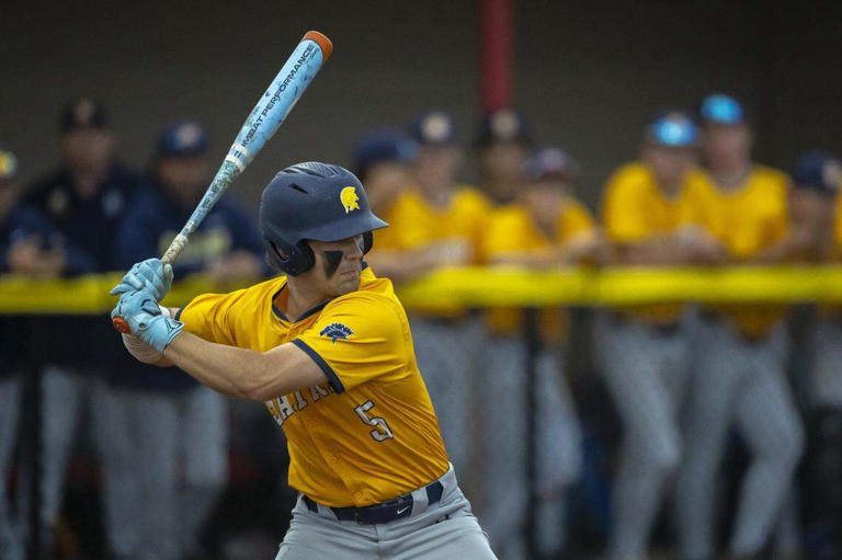 Baseball region draw pits No. 4 Lexington Catholic vs. No. 6 Sayre on ...