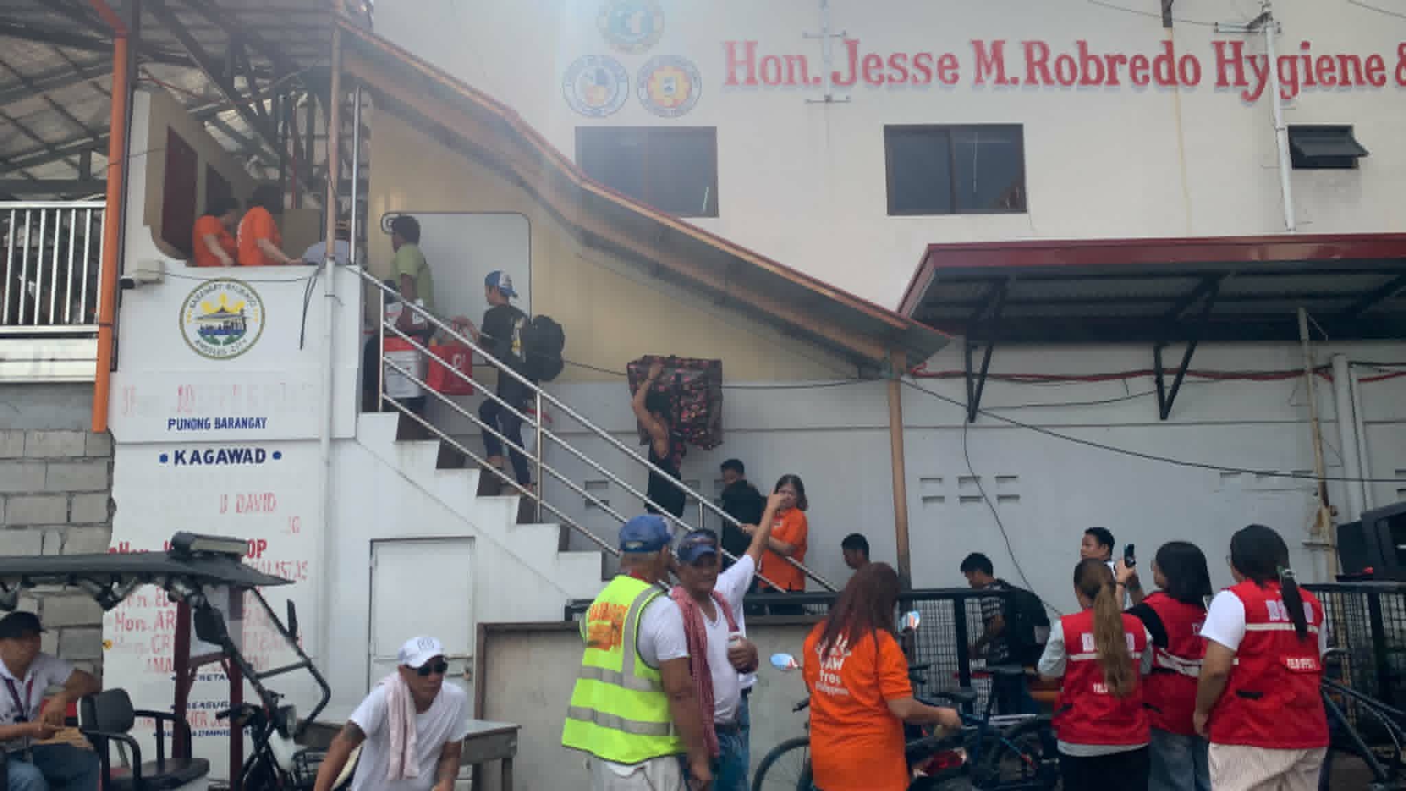DSWD cash, relief aid reach Angeles City building collapse victims