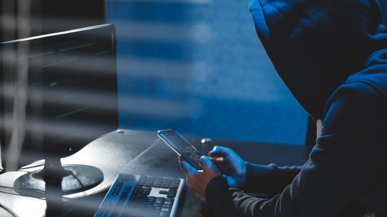 How to know if someone is tracking your Android phone: 7 signs to look ...