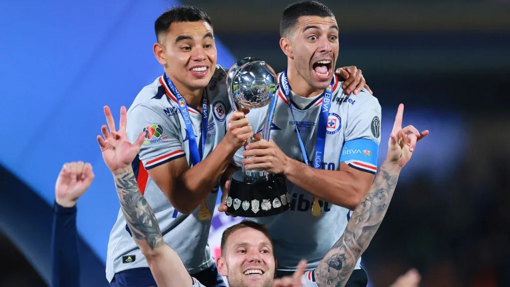 Cruz Azul es campeón del Clausura 2026 gracias a grave error de Uriel ...