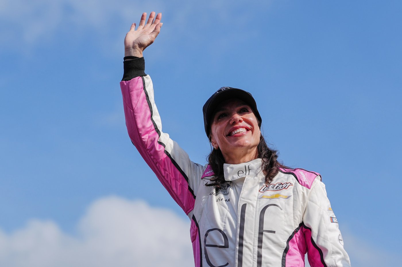Katherine Legge finishes 31st at Coke 600 after bid to complete racing ...