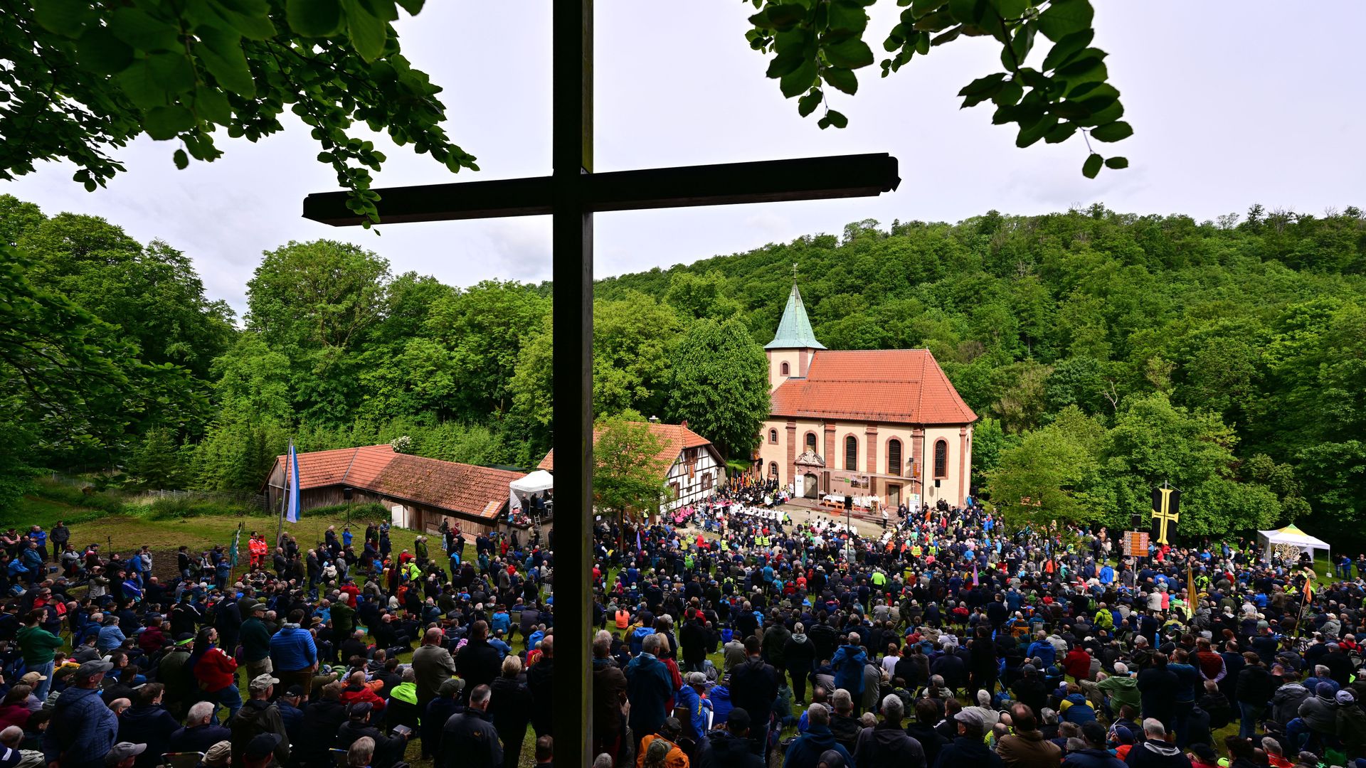 Christi Himmelfahrt und Vatertag 2026: Welchen Ursprung hat der Feiertag?