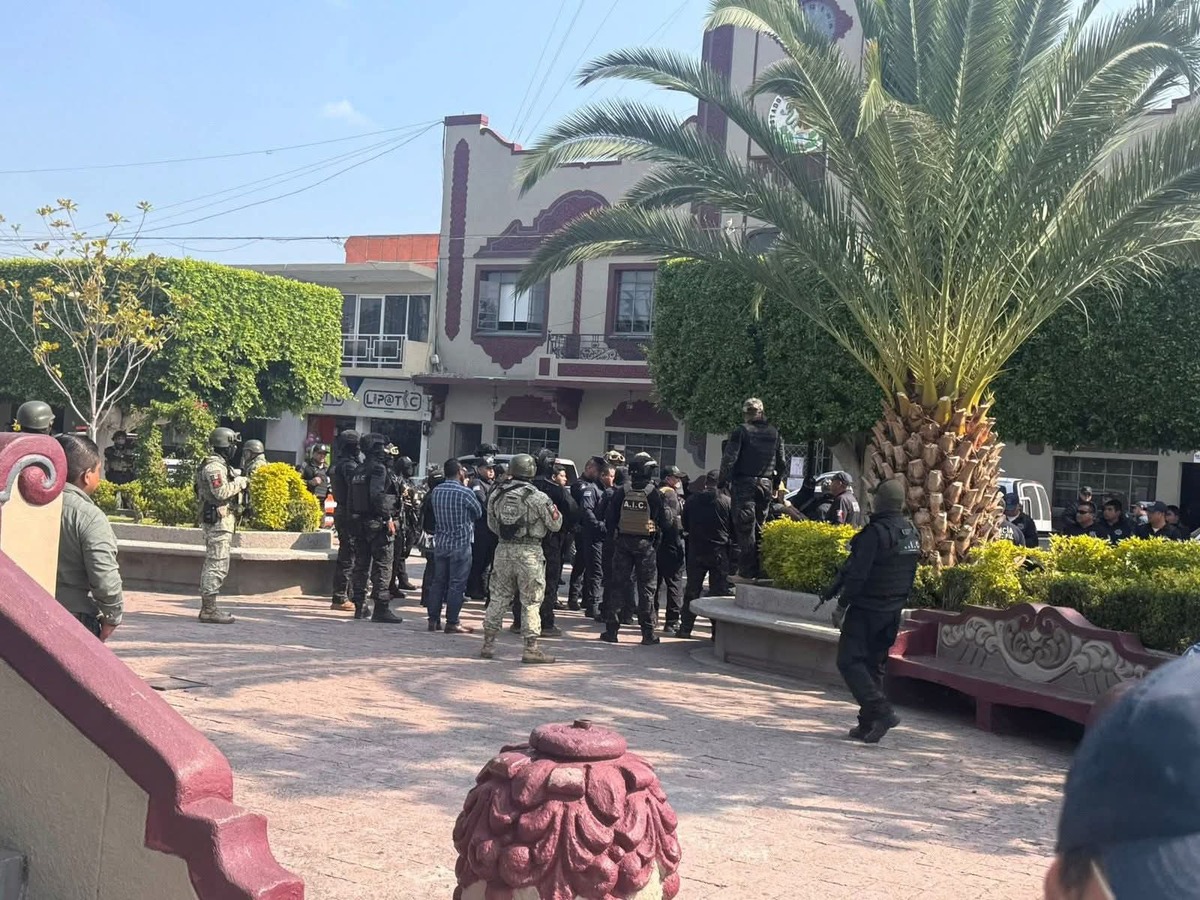 Vinculan a proceso a los nueve policías municipales de Progreso de Obregón