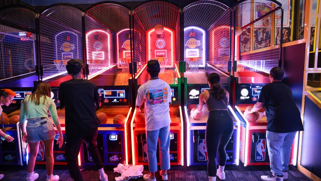 Dave & Buster’s report finds nearly half of Americans lack fun