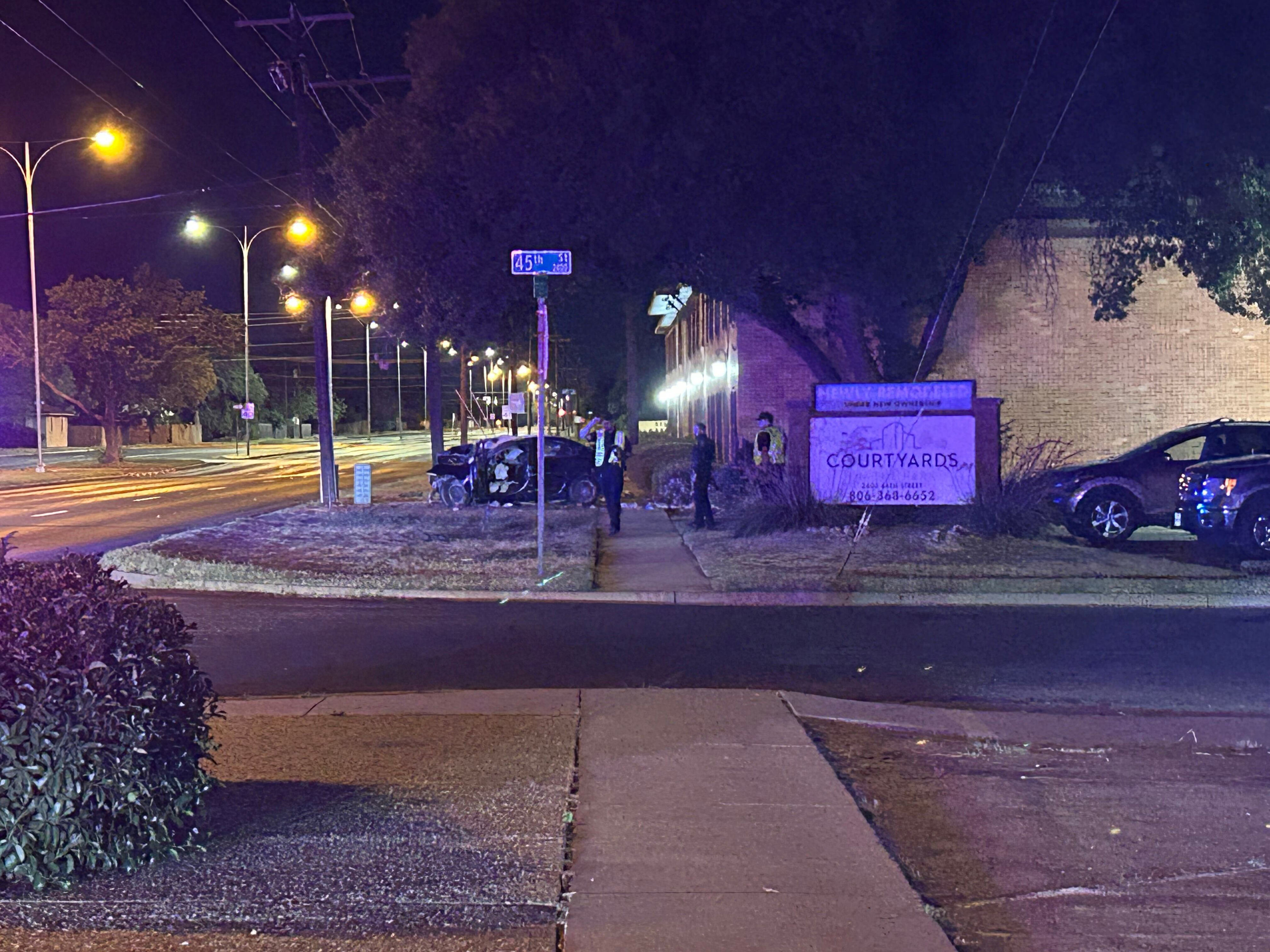 35-year-old man dead after crashing into apartment complex in central ...