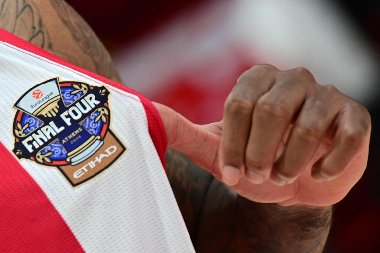 Oλυμπιακός: Το logo του Final Four στη φανέλα (photos)