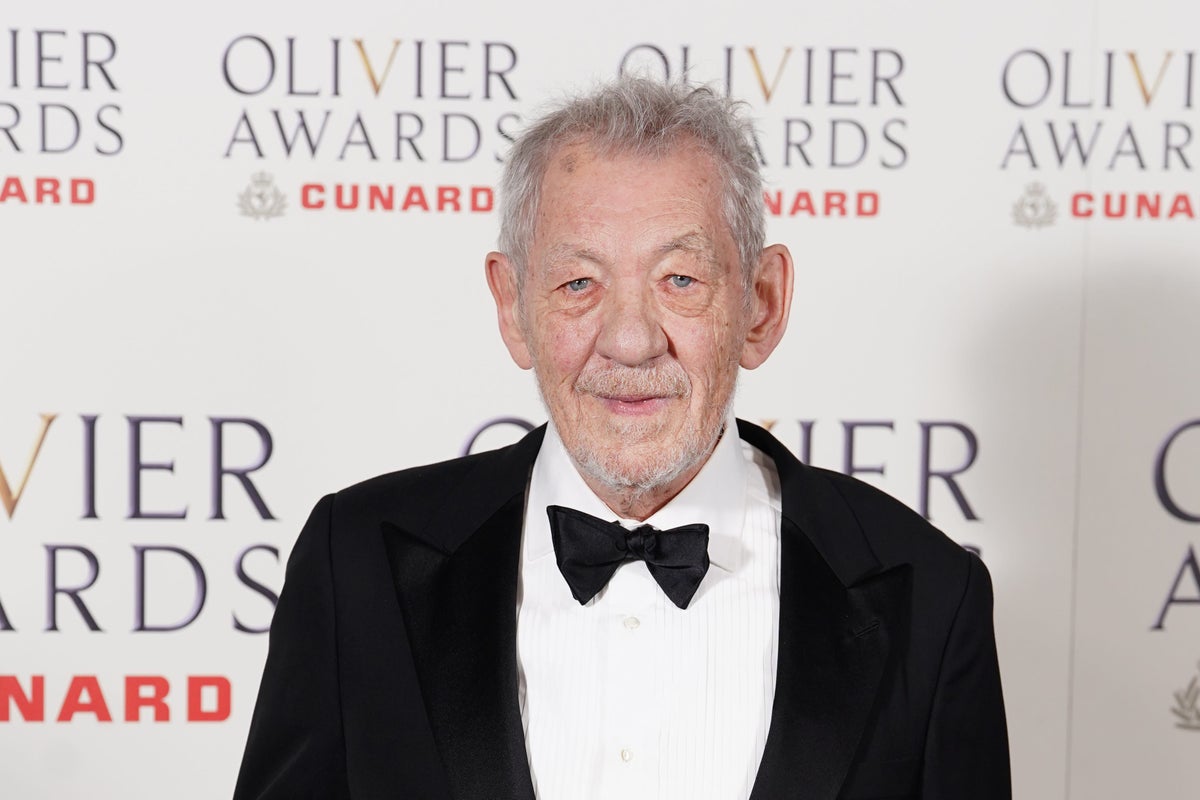 Sir Ian McKellen in first major theatrical role since stage fall