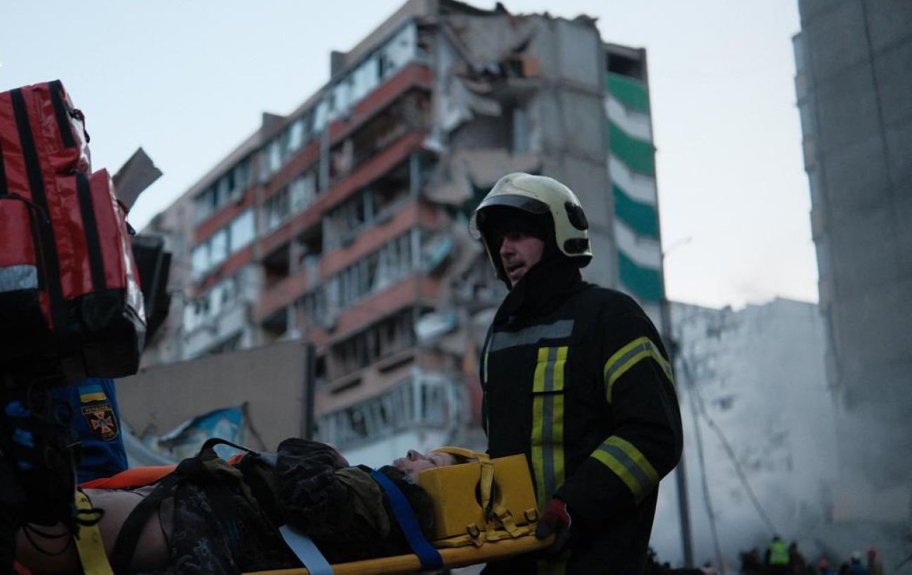 Russia heavily strikes Kyiv: Fires, destroyed buildings, child among 33 ...
