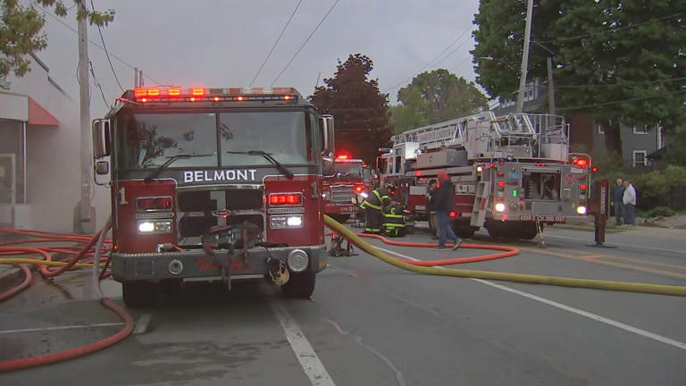 Raging fire tears through popular Mass. ice cream shop