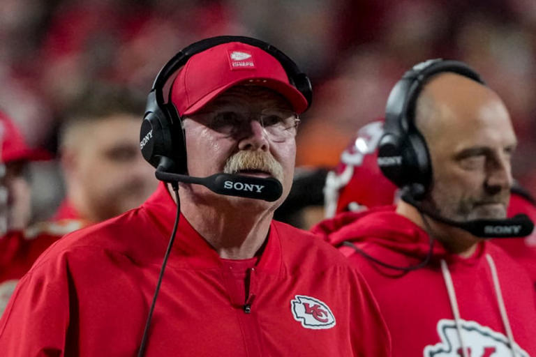 Huge rumor surprisingly links Chiefs and 49ers to blockbuster trade soon