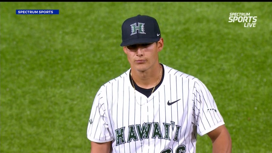 ‘Bows baseball qualifies for Big West Tournament behind Magdaleno gem