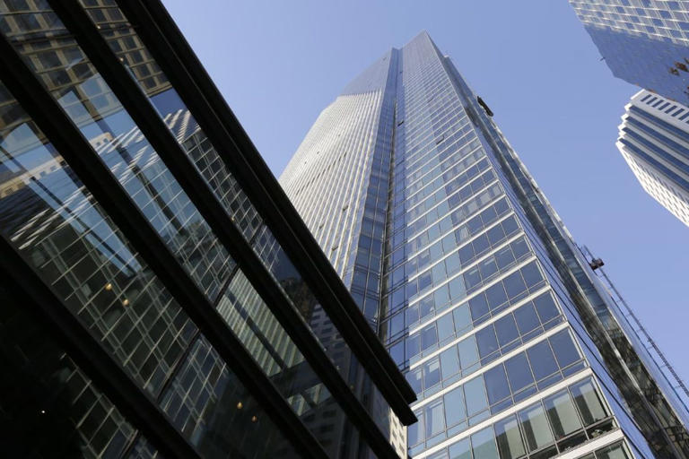 Residents paid millions to live here and then the skyscraper started ...