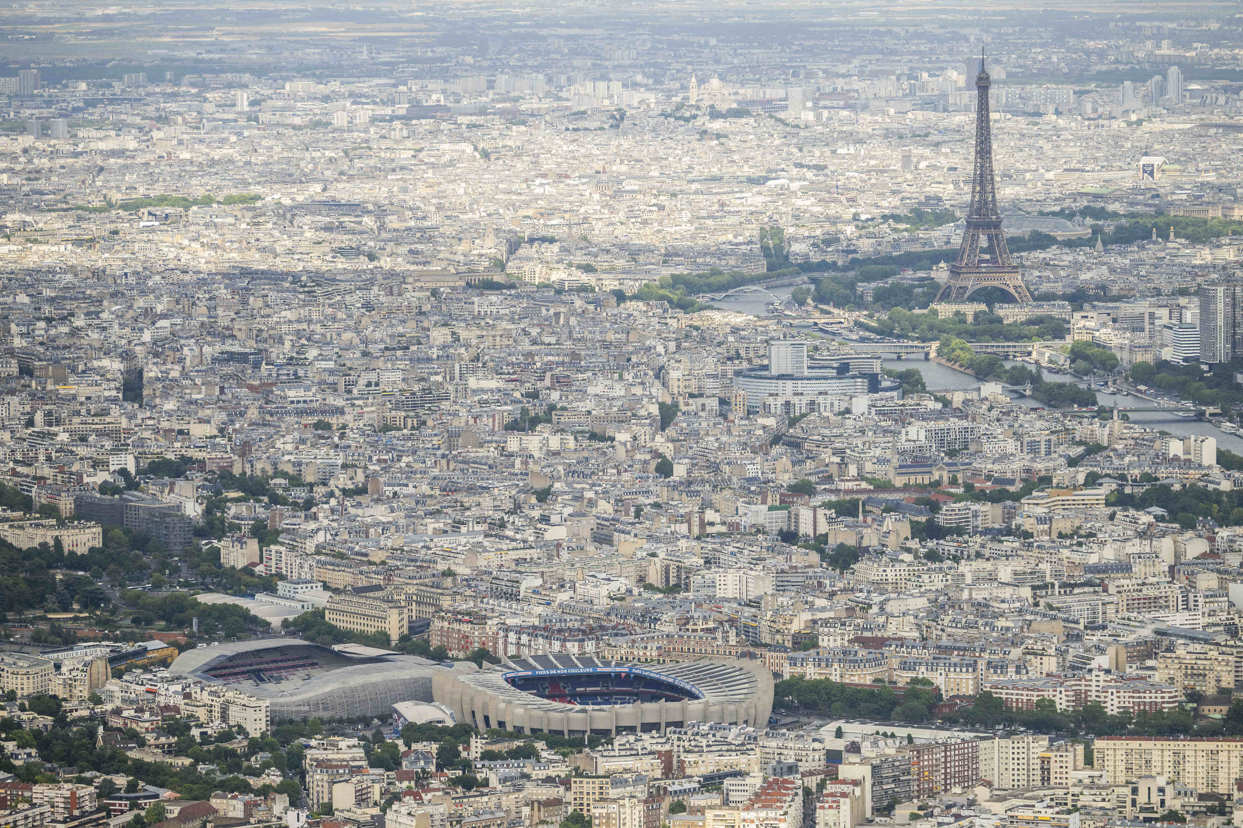 Paris FC weigert prijsuitreiking stadsrivaal PSG te faciliteren in ...