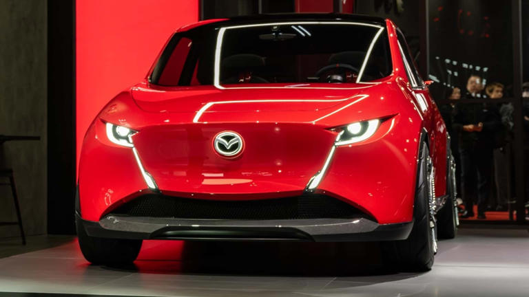 Mazda will chase volume with a new CX-3 in 2027