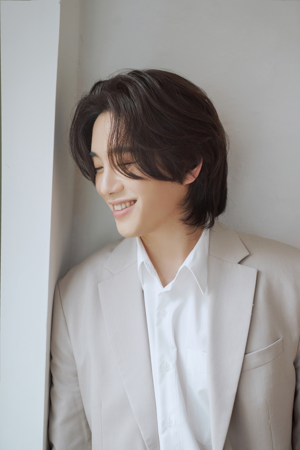 Singer Nilo to hold a solo concert on June 13