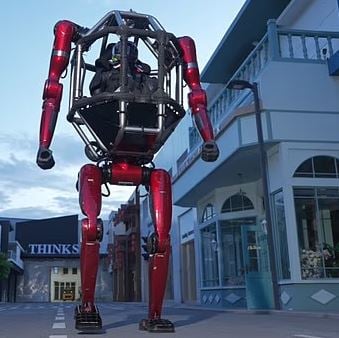 Παρουσιάστηκε το πρώτο επανδρωμένο Transformer (βίντεο)