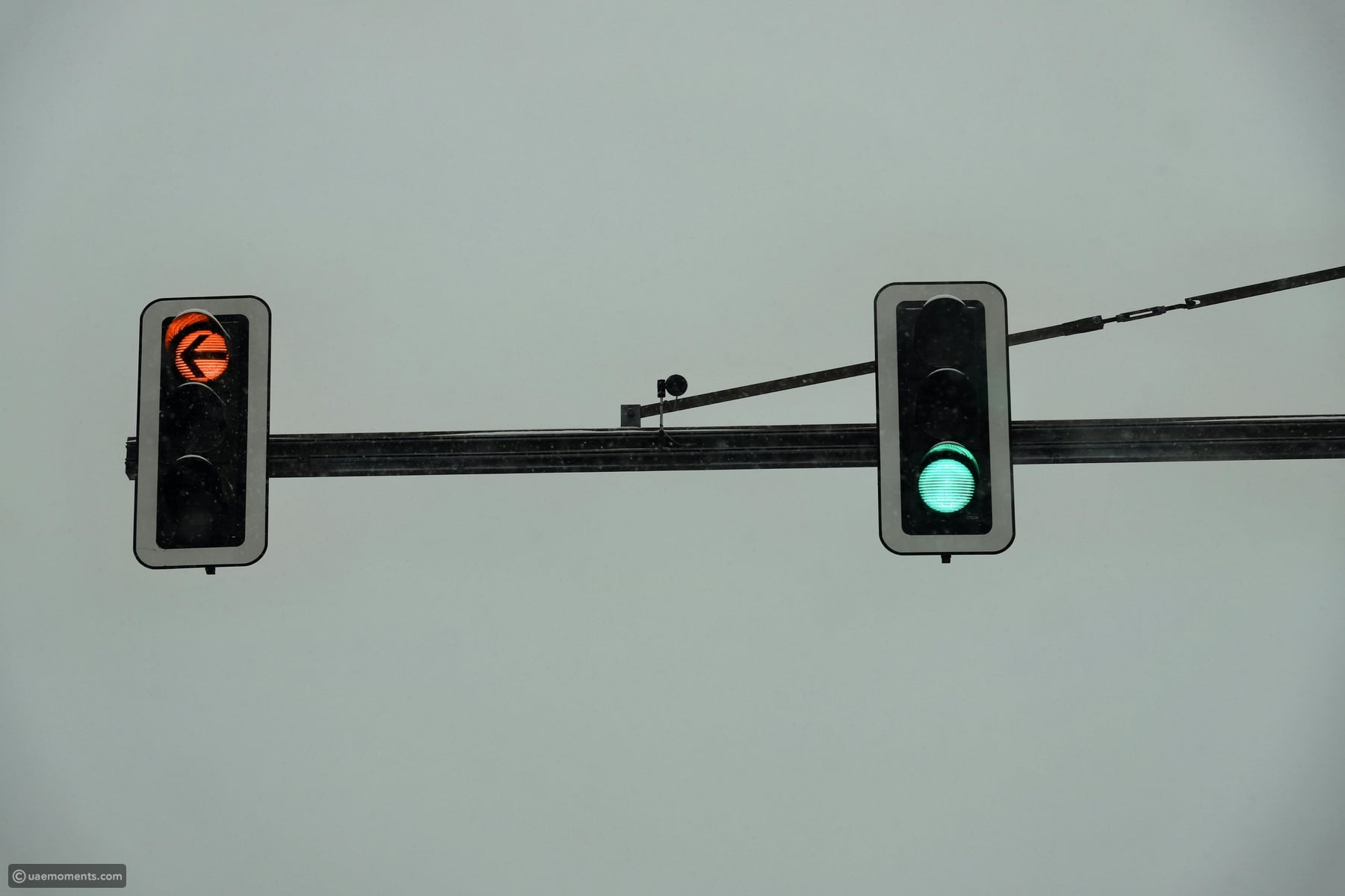 Ever wondered why traffic lights have white squares on top? Here’s the ...