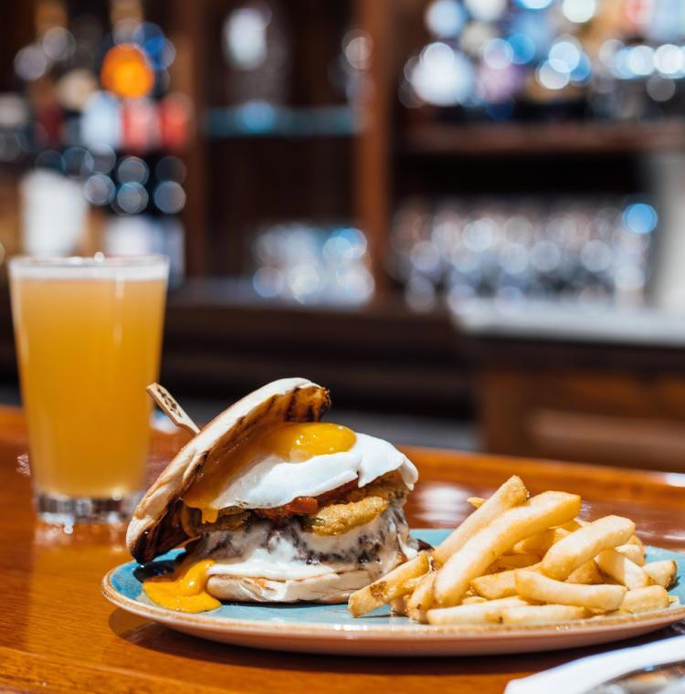 Here are Yelp's top 10 places for outdoor dining in Newport this summer