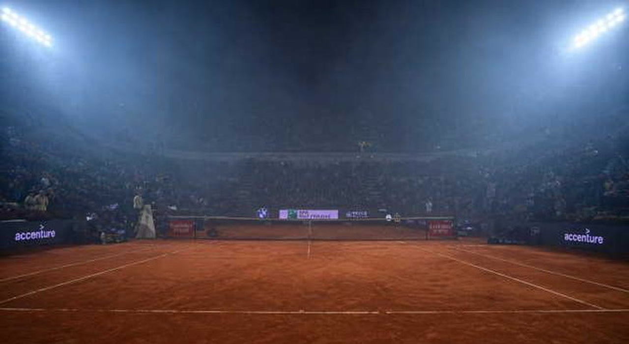 Internazionali di Roma sospesi a causa del fumo all'Olimpico: come i ...