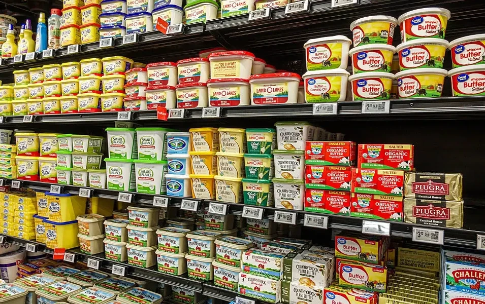 'Butter moms' embrace full-fat, whole-food feeding trend