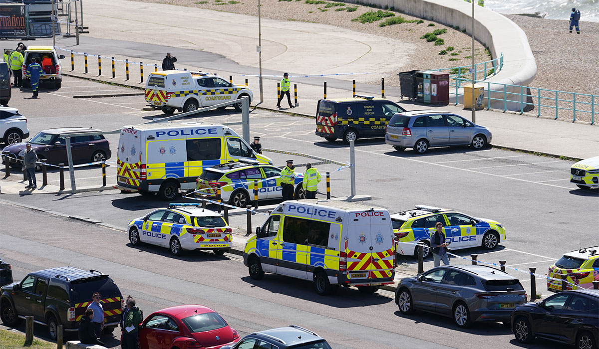 Police work to identify mystery of three ‘fully clothed’ young women ...
