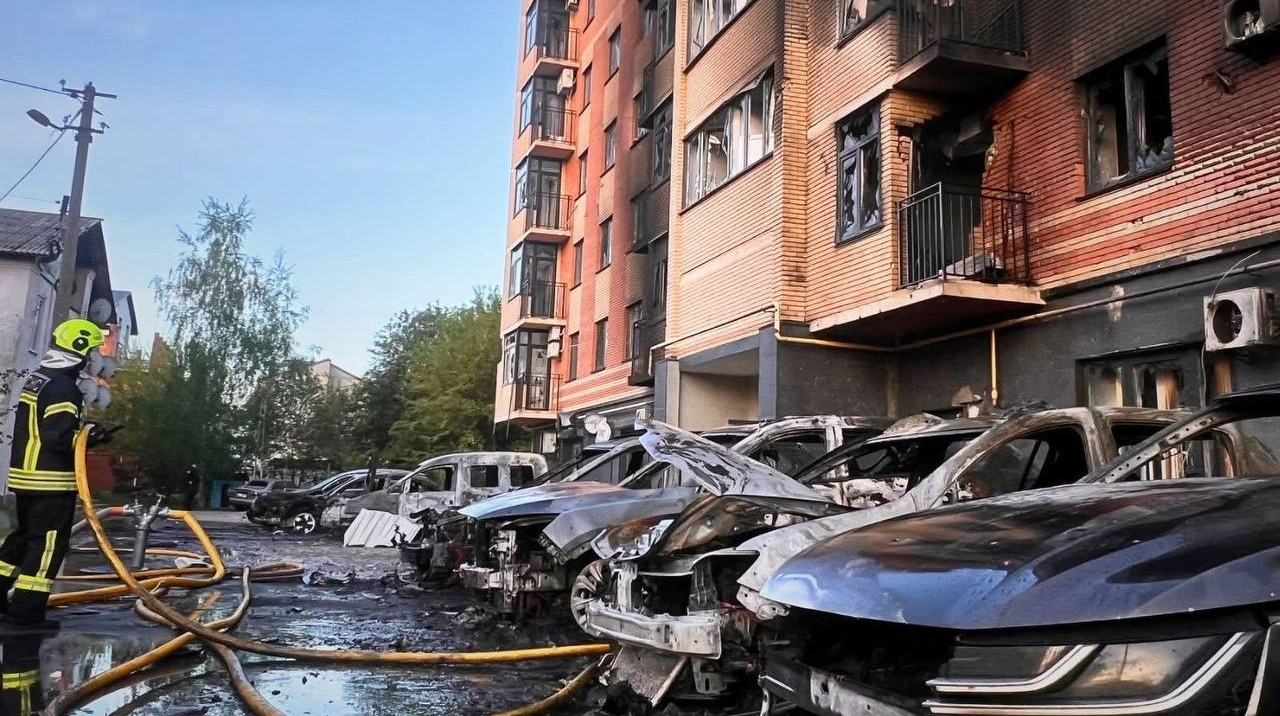 Power outages in Kyiv and 11 oblasts after large-scale Russian attack ...
