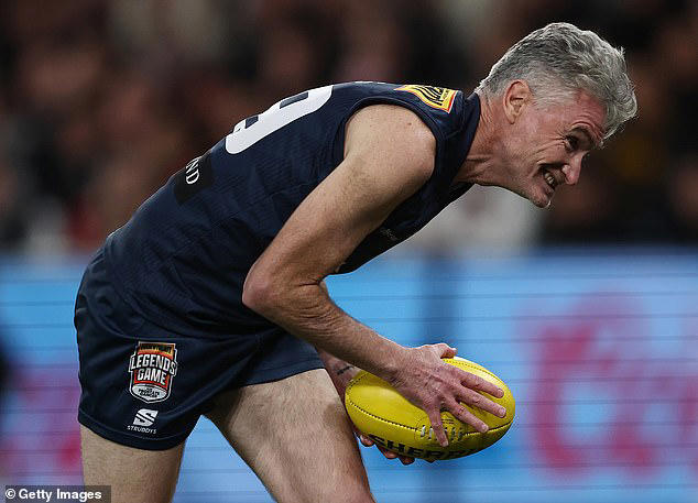 Brendan Fevola fears for Dave Hughes as TV star returns to footy field ...