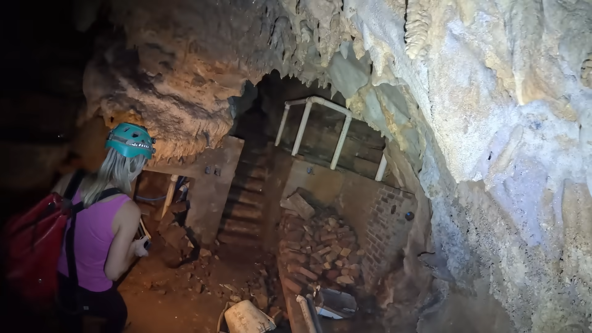 A normal neighborhood had a cave under it - then they found a house inside