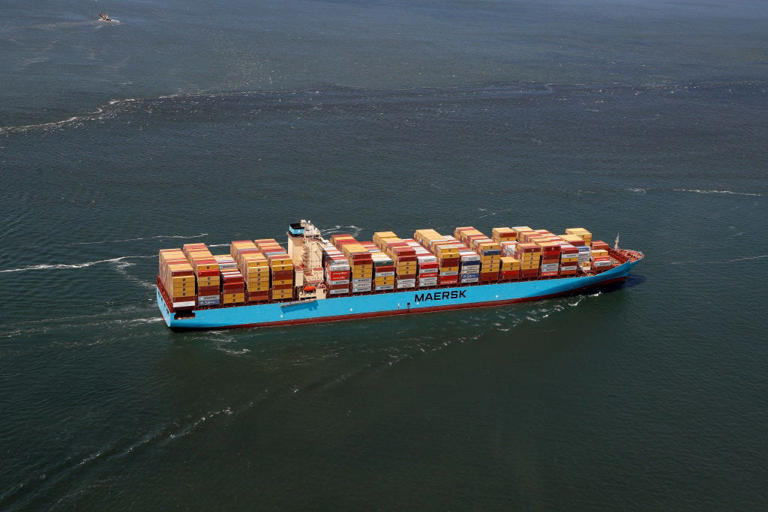 World’s second-largest container carrier avoids Strait of Hormuz again ...