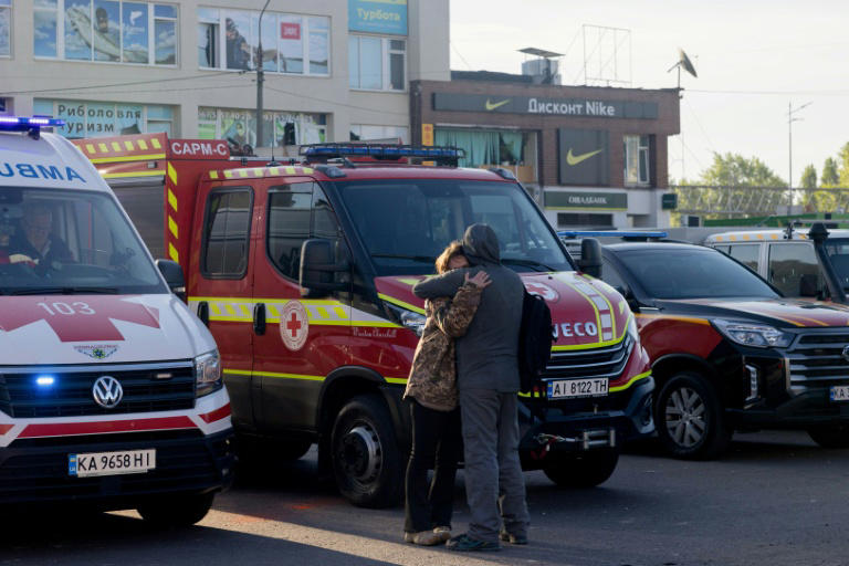 Russia pummels Kyiv, killing three and denting peace hopes