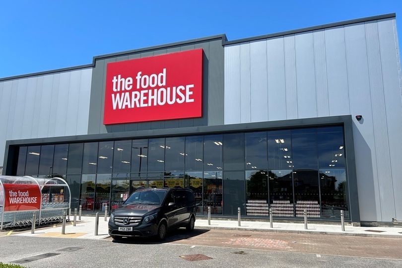 Iceland to give customers £1500 at new Food Warehouse supermarket in ...