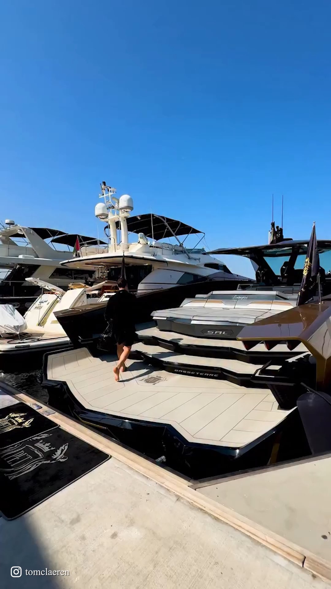 Elevated style at sea 🌊 Tom Claeren x 209 Mare Superleggera Terry blazer