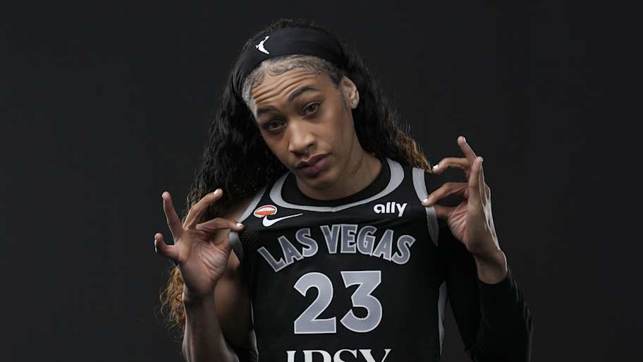 Chennedy Carter's dream start creates perfect A'ja Wilson scenario