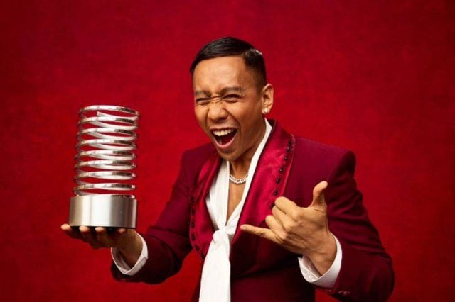 Mikey Bustos’s AntsCanada wins at the 30th annual Webby Awards