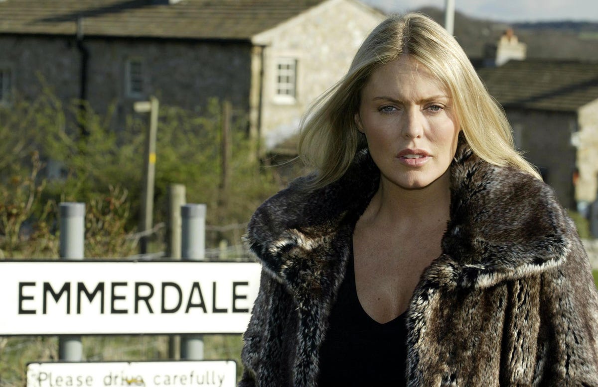 Emmerdale officially confirms Sadie King return as Patsy Kensit ...