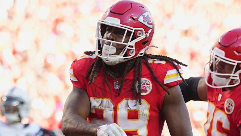 3 offensive free agents Cowboys should sign before training camp