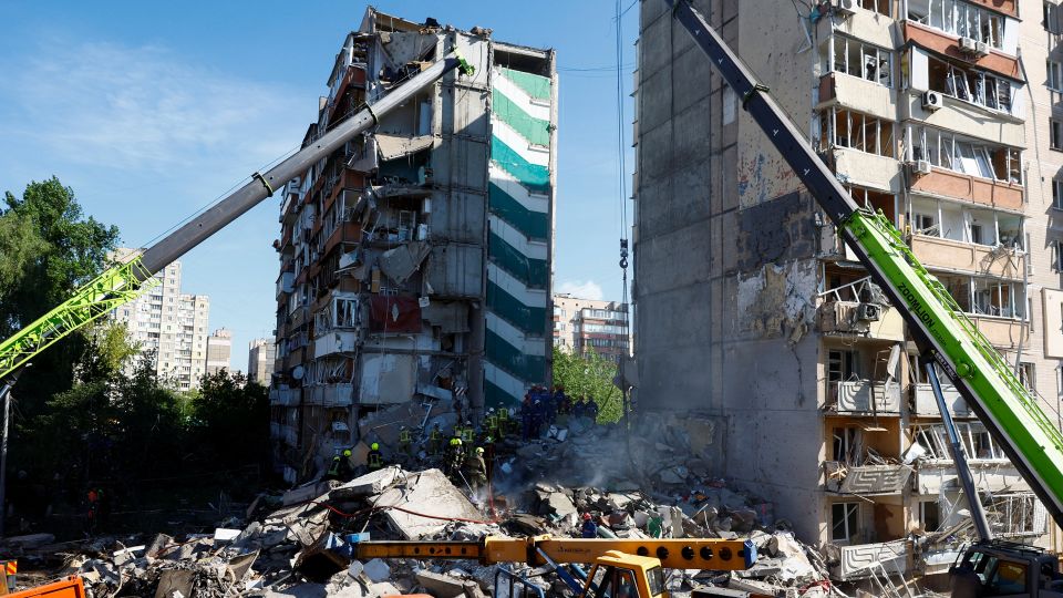 Russia hammers Ukraine in biggest prolonged drone attack since war began