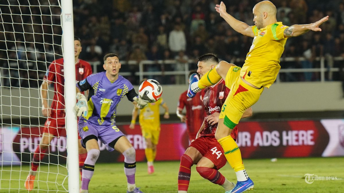 Skenario Laga Terakhir Super League: Persib Berpesta,Madura United and ...