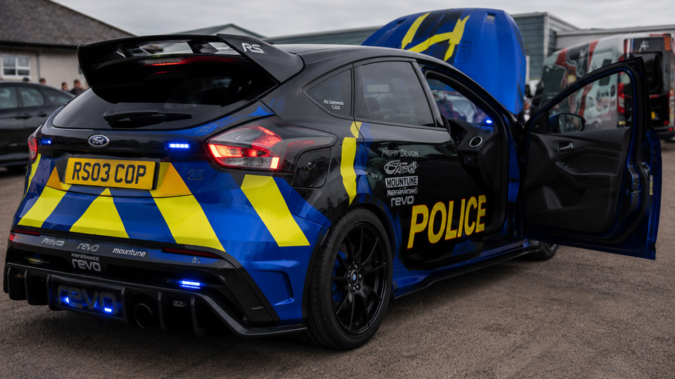 Are modified police cars legal on public roads?